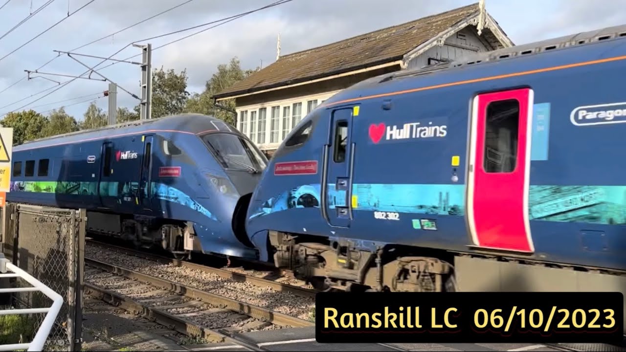 Ranskill Level Crossing 06/10/2023 - YouTube