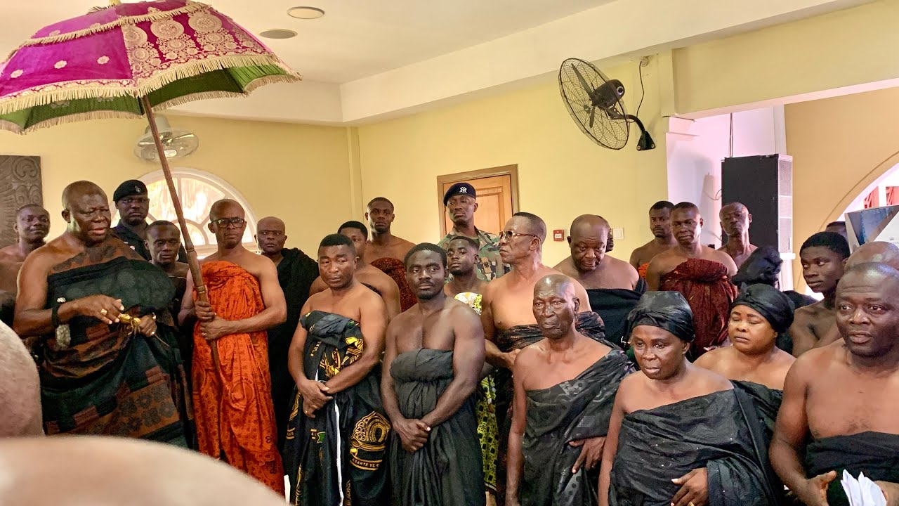 Esaasehene presents Nana Ama Sarpong Faago to Asantehene as Esaasehemaa ...