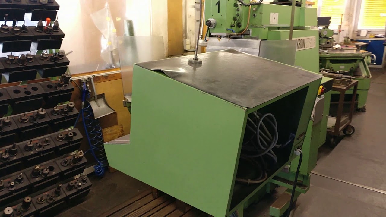 MIKRON WF 51C/150 Milling Machine (1983) - Overview - YouTube