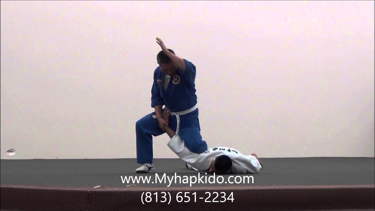 Defense against pushing chest - YouTube