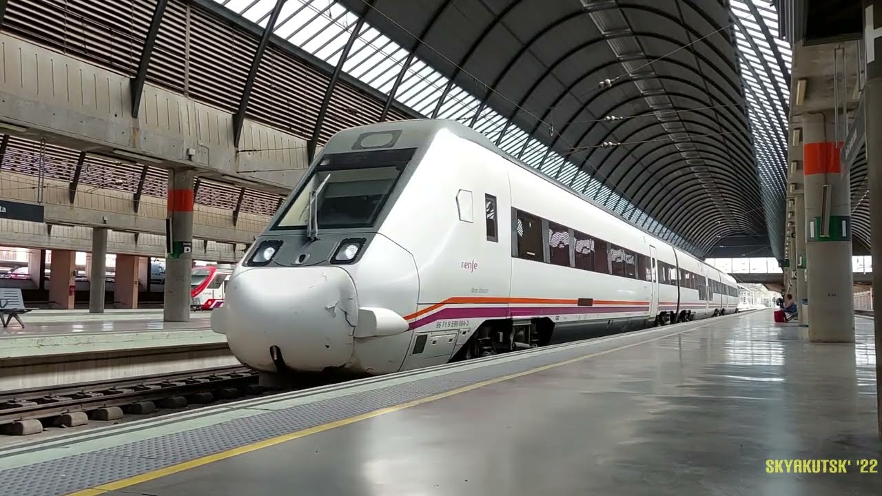 𝟭𝟮𝟲𝟭 🇪🇸 Sevilla (Santa Justa) 🚆 Renfe 598 & 599 DMUs ⌯ Renfe 100 & 104 ...