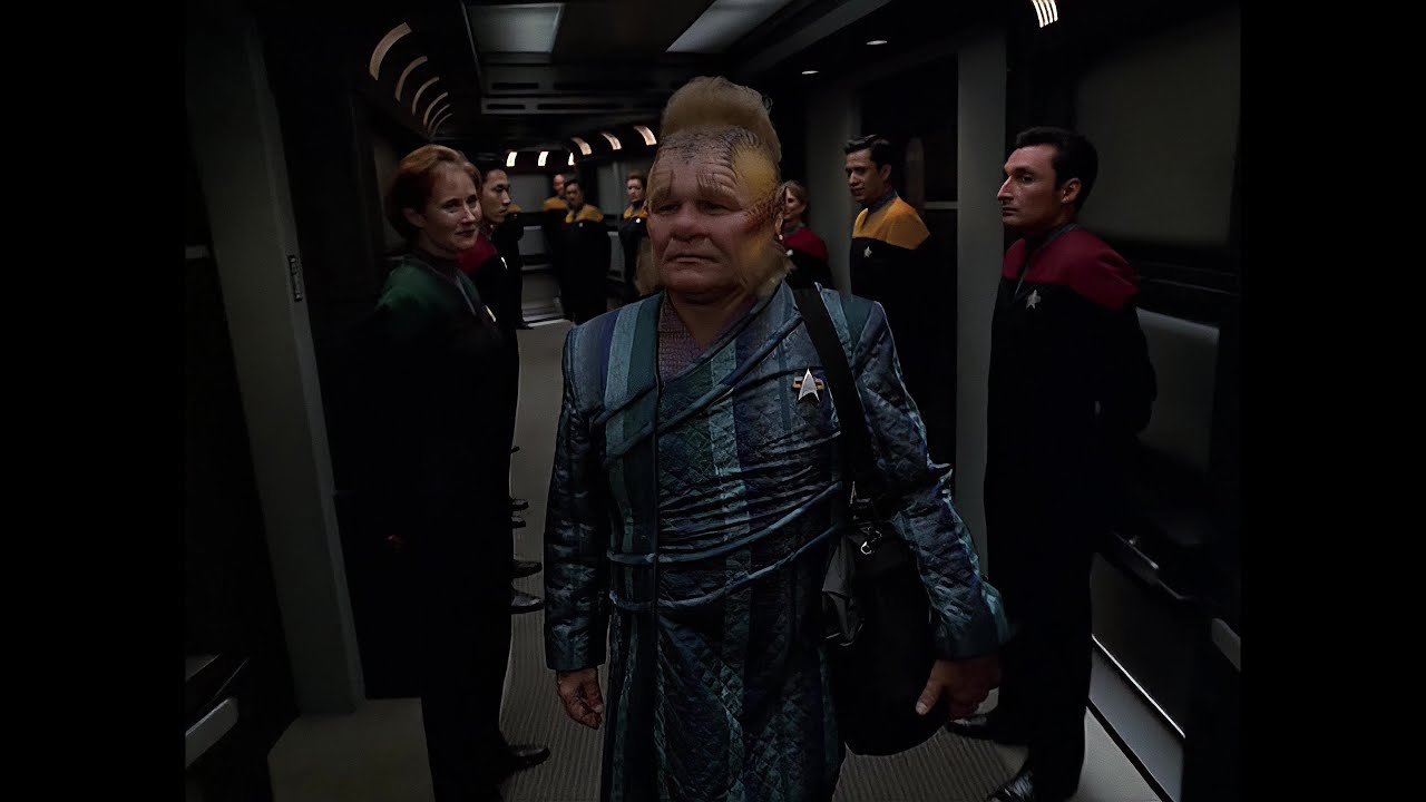 Star Trek Voyager 4K AI clip- Homestead - Neelix leaves Voyager clip ...