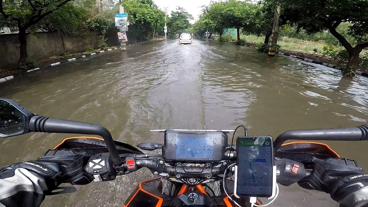 KTM Duke 390 almost stuck in rain water! - YouTube