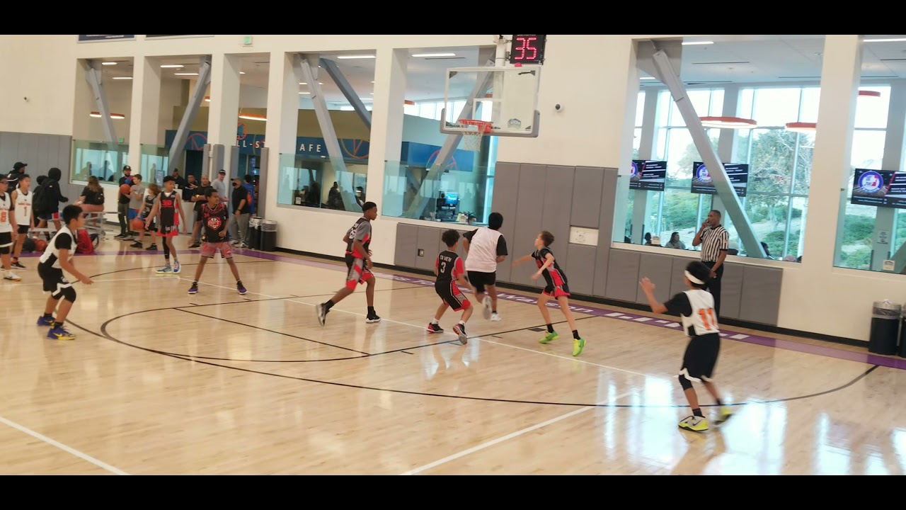 Hawk Hoops Black 13u vs 360(3) - YouTube