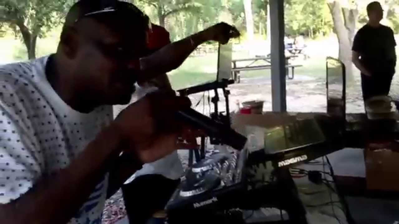 MAJOR RILEY LIVE AT HOUSTON vS DALLAS 2014 - YouTube