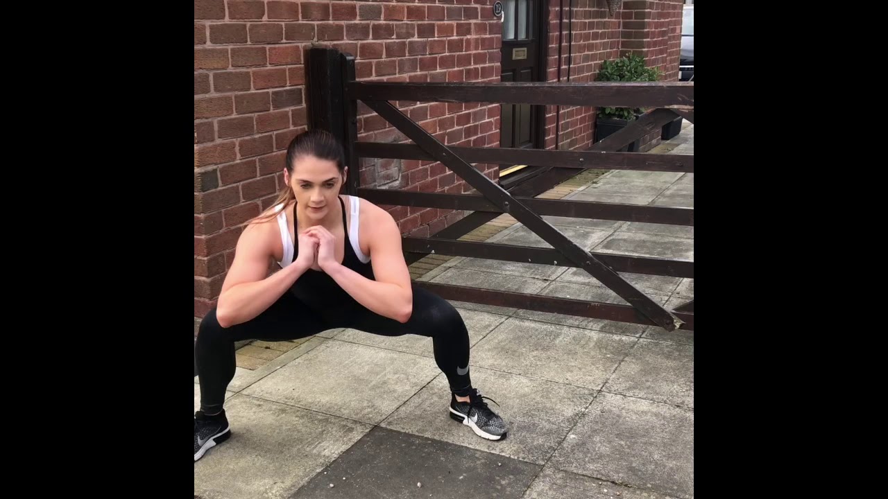 HOLLY-HIIT WORKOUT - YouTube