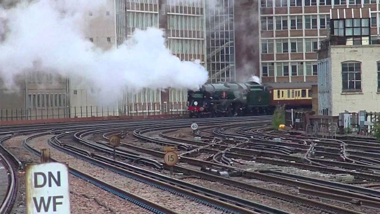 35028 Clan Line The Blackmore Vale Express 16 July 2011 Vauxhall - YouTube