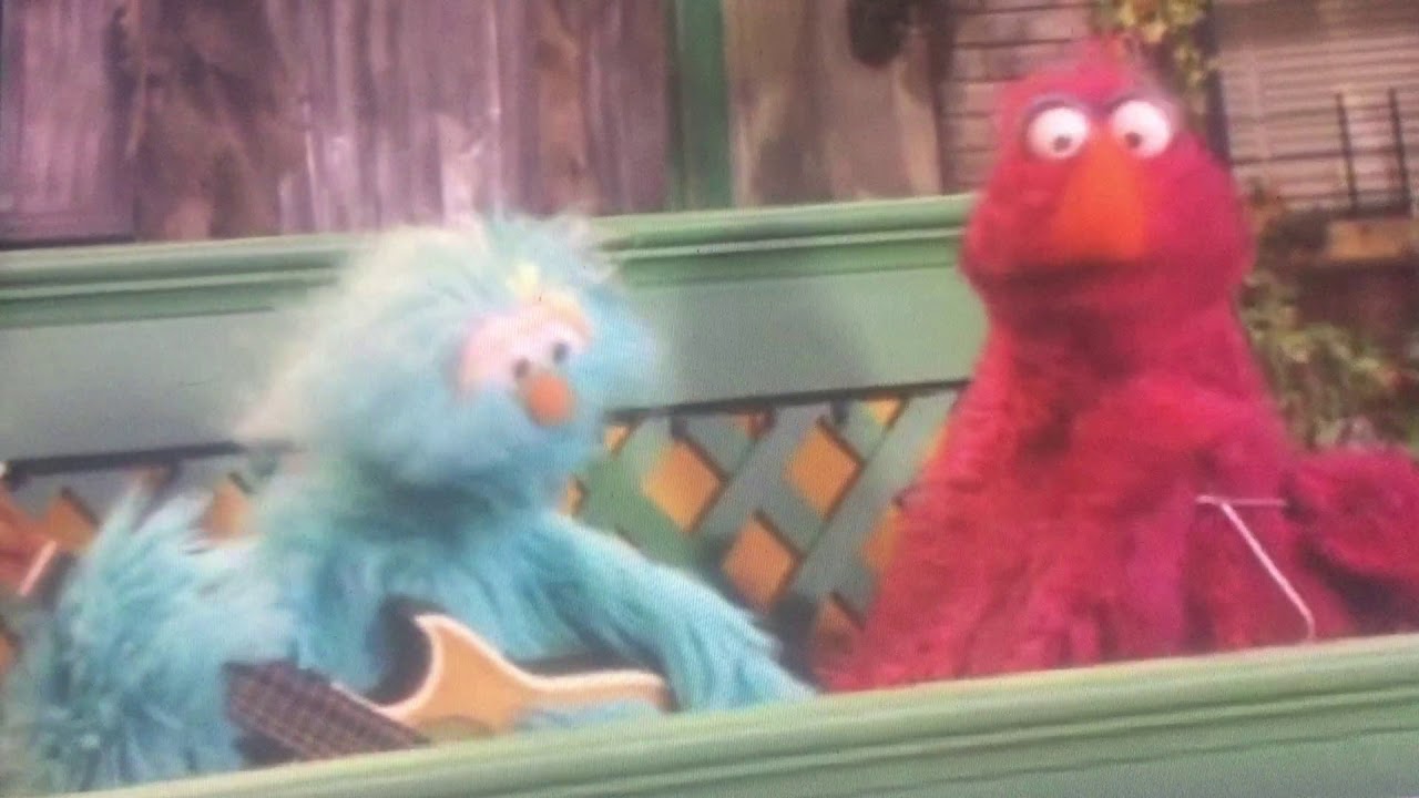 Sesame Street Hoots meets Elmo - YouTube