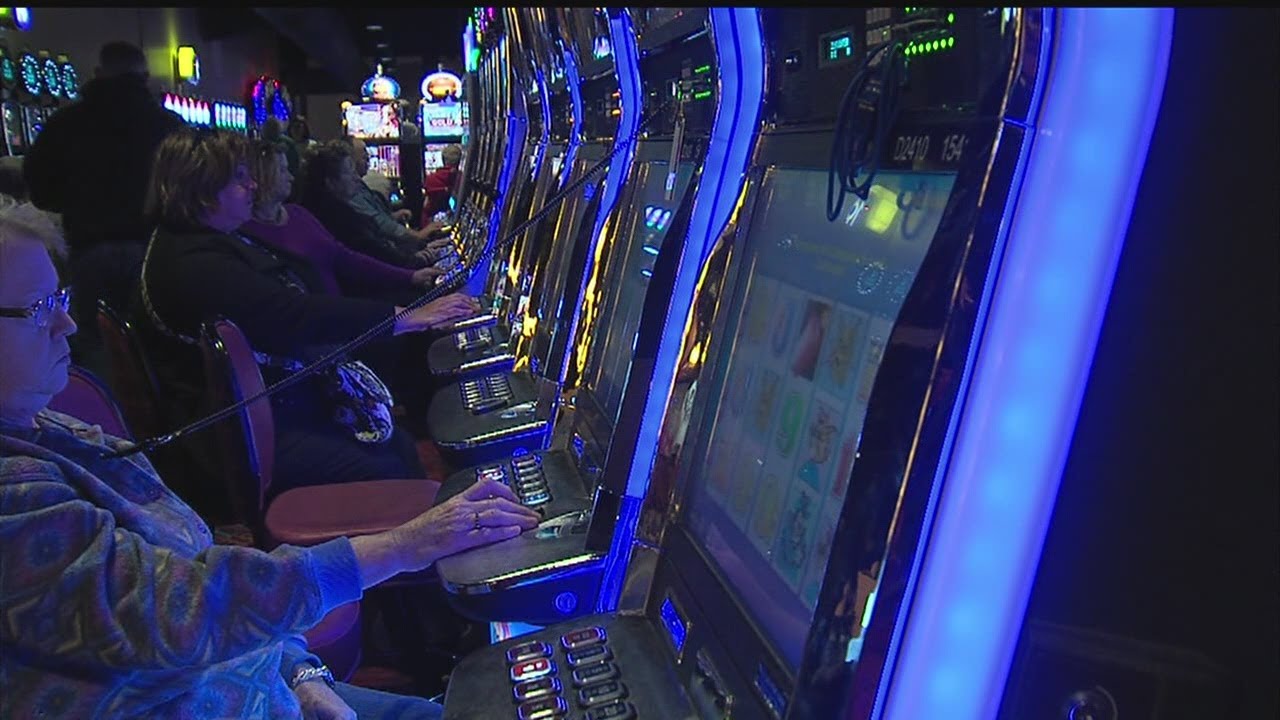More people signing up for casino self-bans - YouTube
