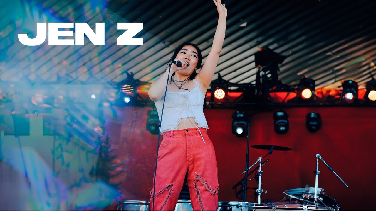 JEN Z - Clean Up In Aisle 4 (Live Performance) - YouTube