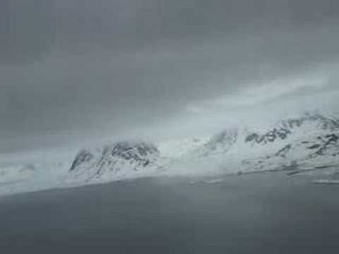 Helicopter flight in Greenland, Tasiilaq - Kulusuk - YouTube