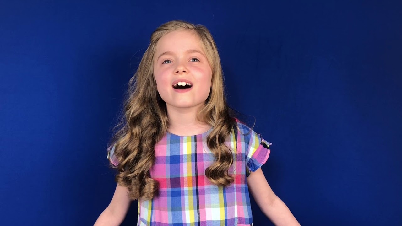 Cate Elefante sings "Somewhere over the Rainbow" from "Wizard of Oz ...