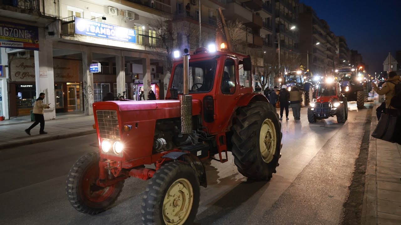 Μεγάλο συλλαλητήριο των αγροτών στη Θεσσαλονίκη, στο κτίριο του ΟΣΕ ...