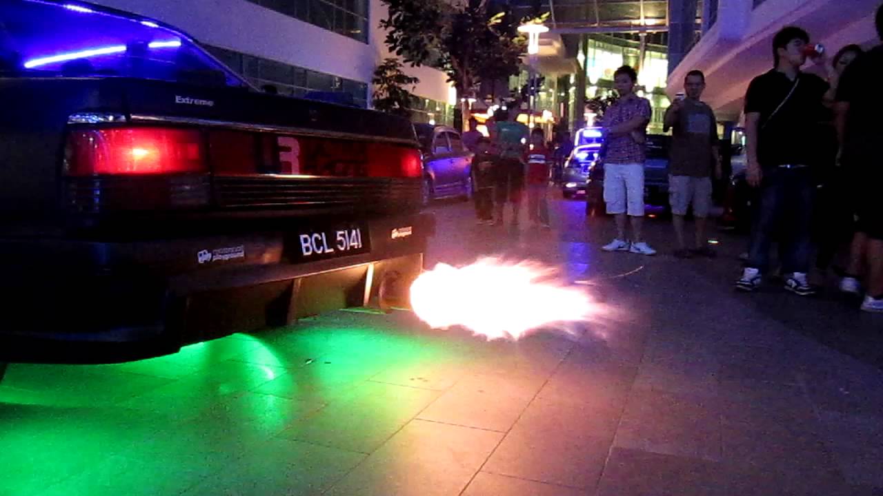 Auto Garage - Ford Telstar Fire Spitter - YouTube