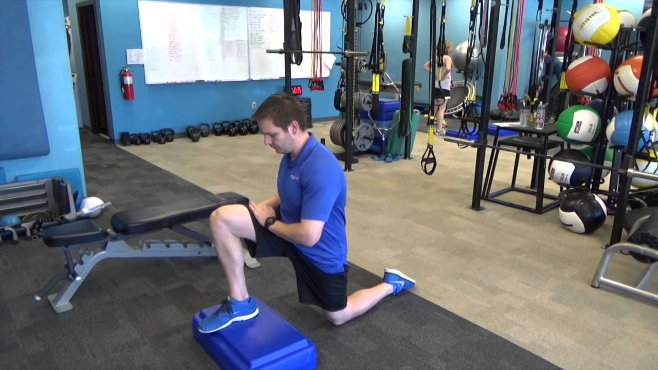 Front Foot Elevated Hip Flexor Stretch - YouTube