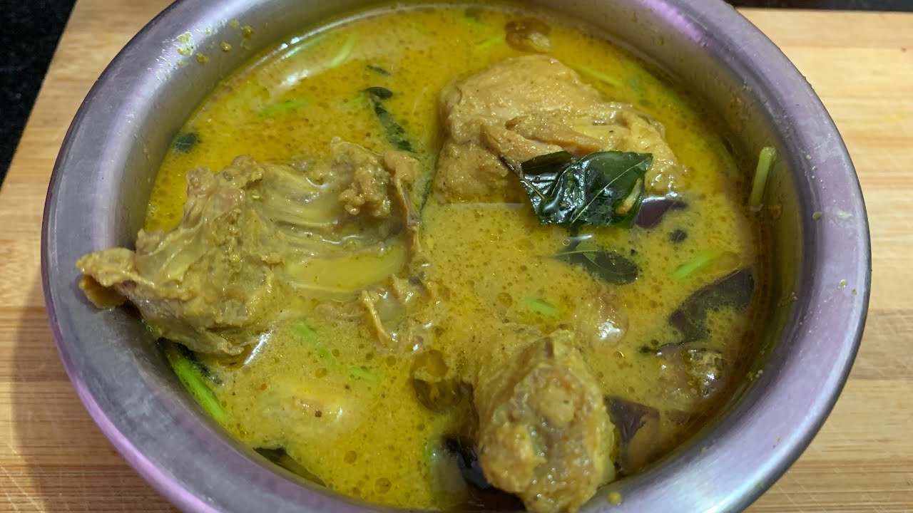 Chicken Elumbu kolambu in tamil | Hotel style base curry | Easy chicken ...