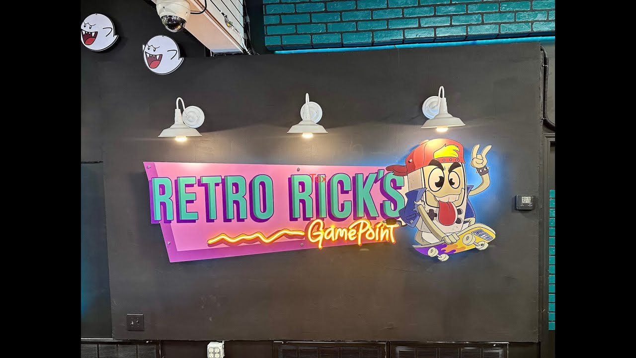 Checking Out Retro Rick's Game Store.... - YouTube