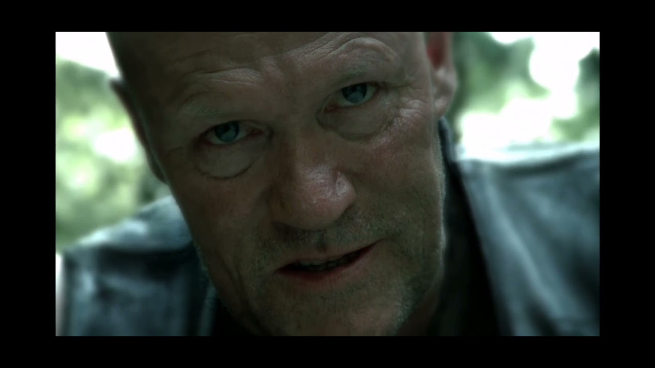 S02E05-Daryl has hallucinations with Merle - YouTube