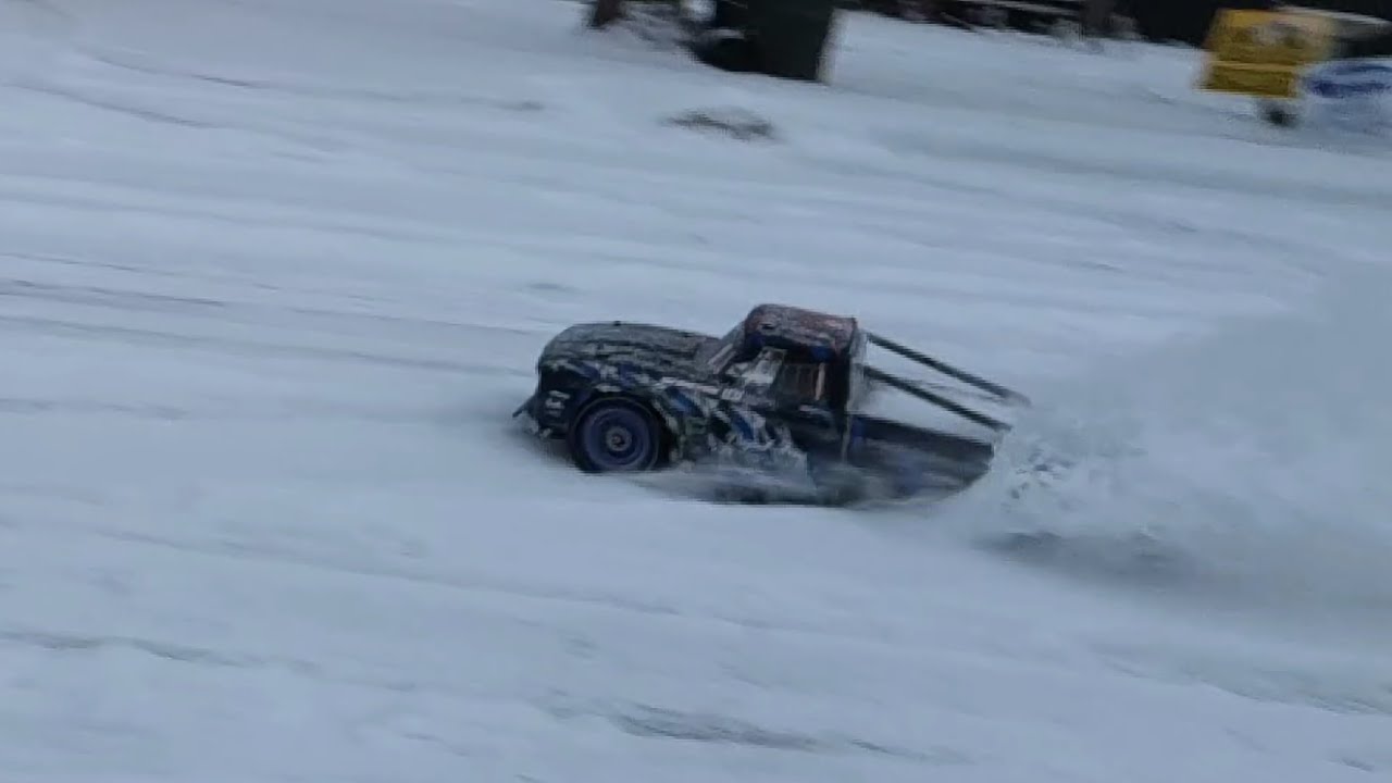 6S Infraction snow bash - YouTube