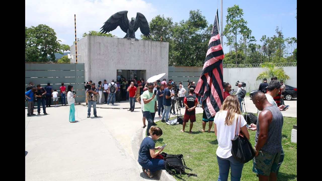 CT George Helal licença de obra - YouTube