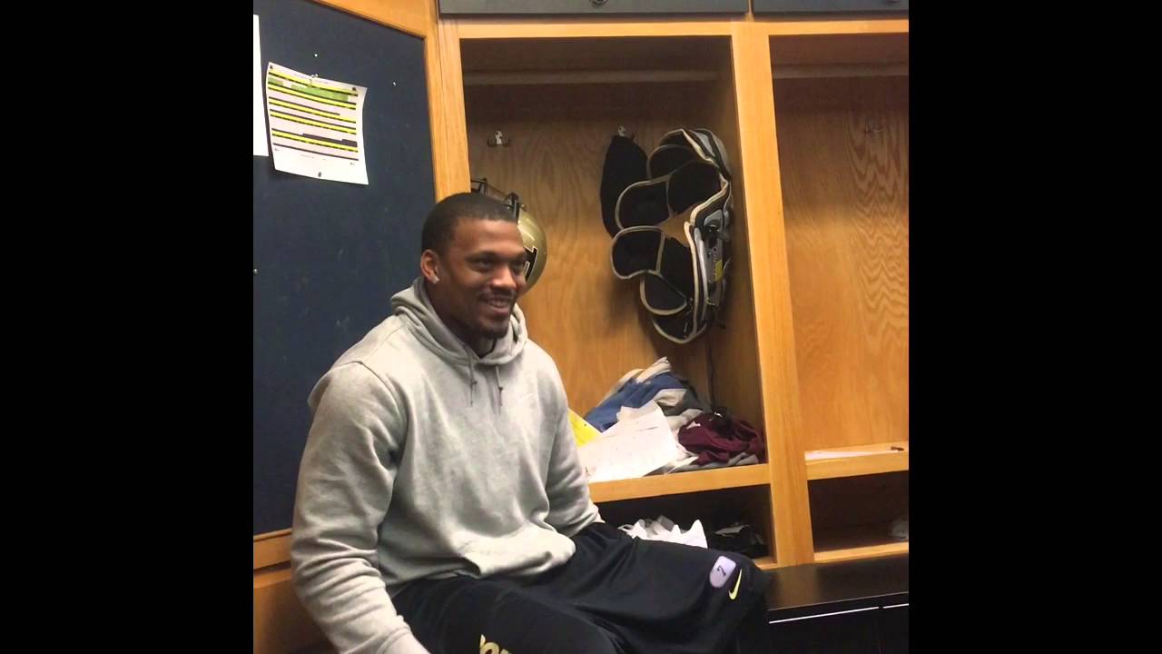 Purdue locker room - YouTube