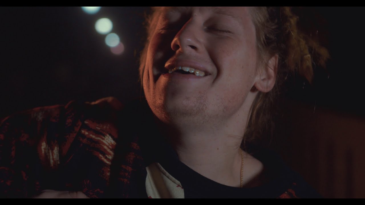 Landon McClellan - Love Me Show Me (Official Video) - YouTube