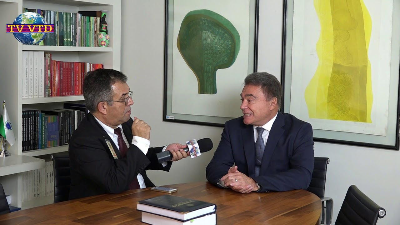 Senador Alvaro Dias Entrevistado pelo canal americano TV CNB ORLANDO ...