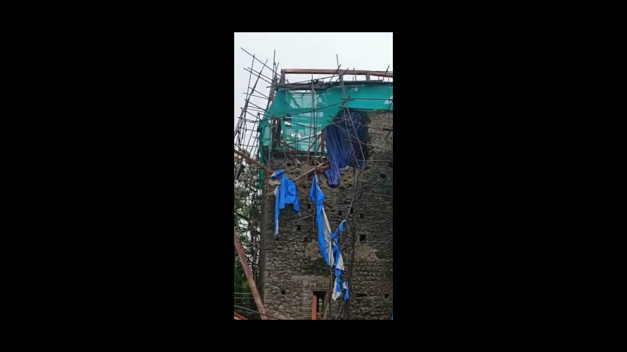 Belapur Fort Wall Collapse Video - YouTube