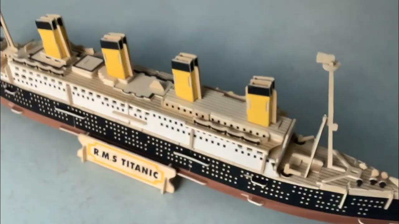 Mijn zelf gemaakte Titanic - YouTube