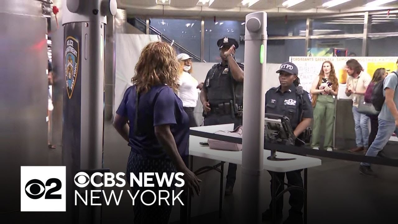 NYC debuts new weapons detection system in subway station - YouTube