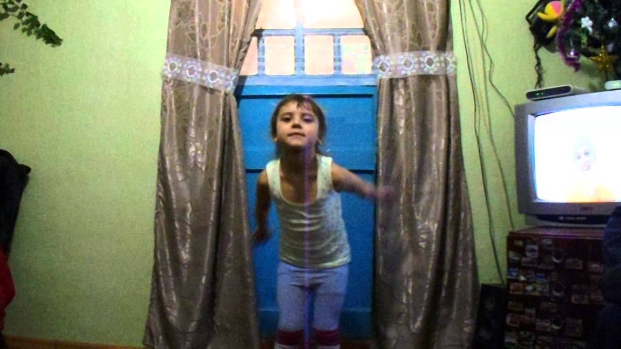o moldovanca mica - YouTube