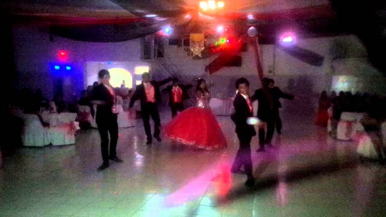 Vals xv años Karen- Neon ligths Demi Lovato - YouTube
