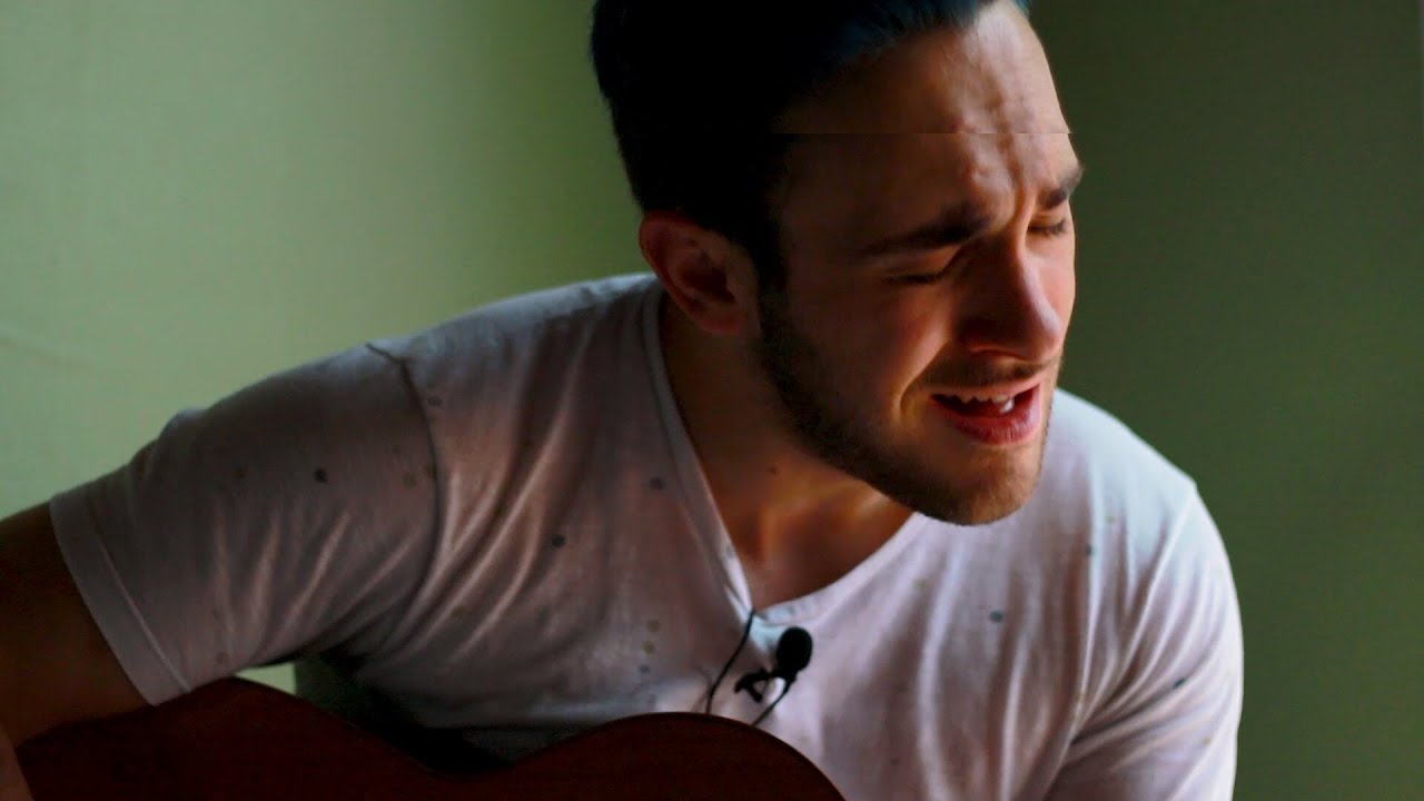 Drake Bell - I Found a Way (Cover Acústico) - YouTube