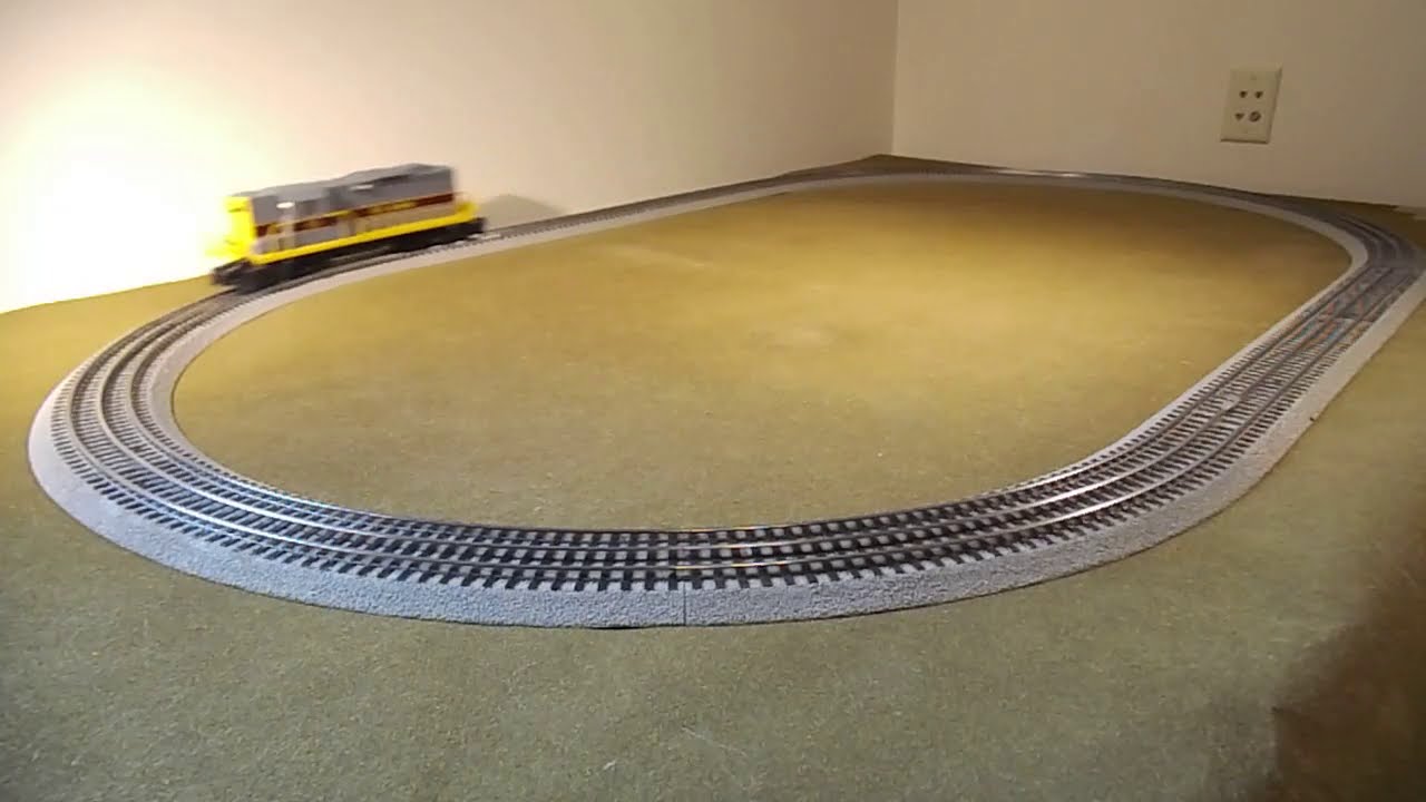 Lionel 6-8759 Erie Lackawanna GP9 Diesel Locomotive - YouTube