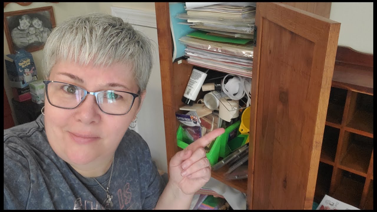 What is all of this stuff??? Come pack with me.....all of these random ...