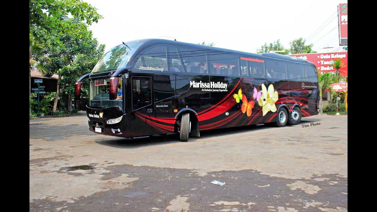 Manuver Marissa Holiday Mercedes Benz OC500RF 2542 Karoseri Nusantara ...