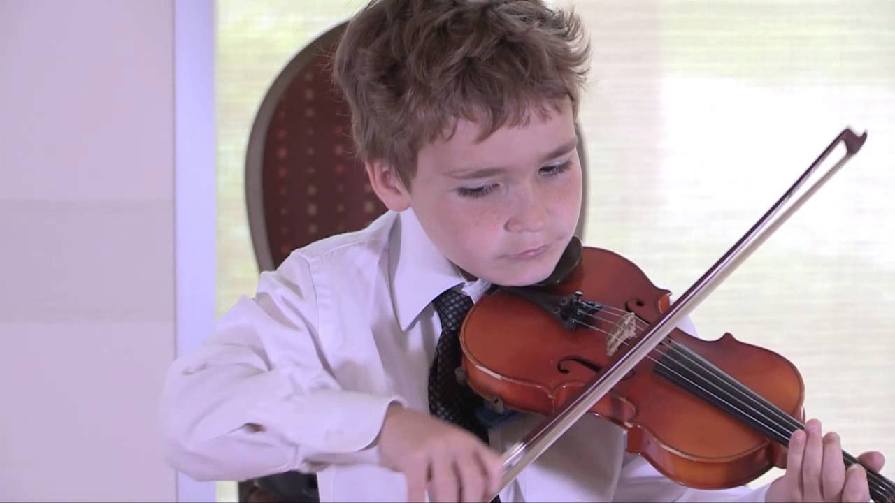 Nathan Demers Gagné au violon, juin 2014 - YouTube