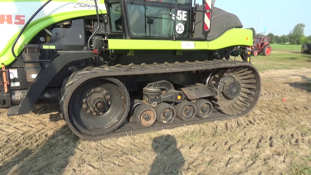 Claas Challenger 95E gumihevederes traktor mozgásban, Zákányszék, 2018 ...