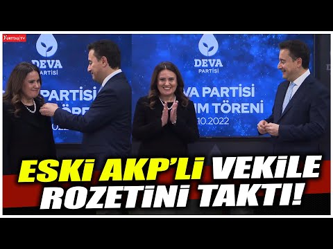 Eski AKP'li vekil Dilek Yüksel DEVA Partisi'ne katıldı! Rozetini Ali Babacan taktı!