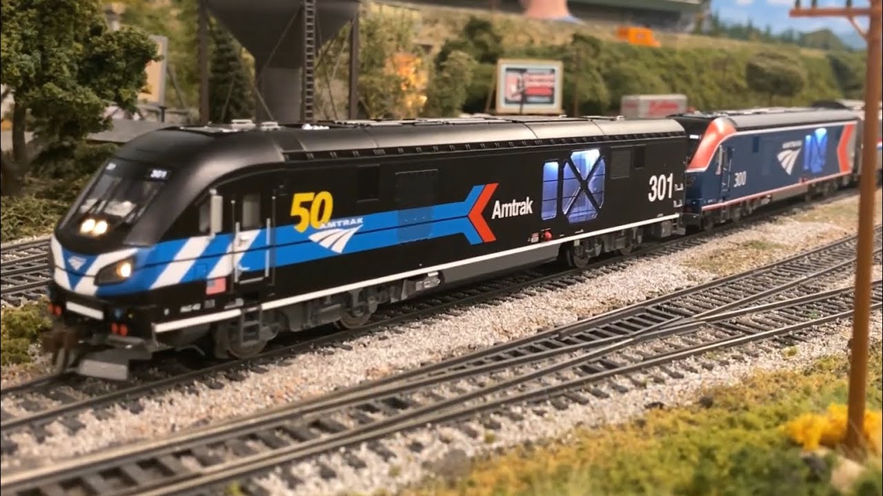 Freight and Passenger Trains in HO Scale! - YouTube