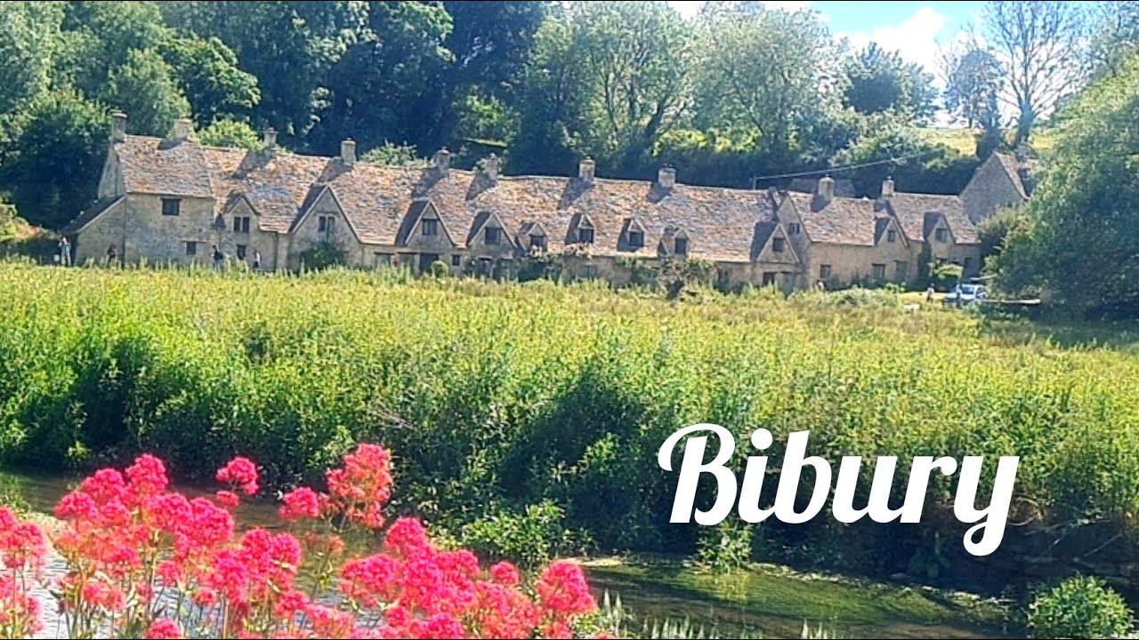 City walk. Most beautiful English village Bibury - YouTube