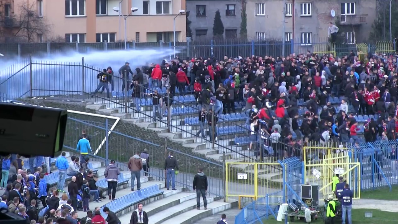 Wisła Sharks awantura Ruch Chorzów - Wisła Kraków - YouTube