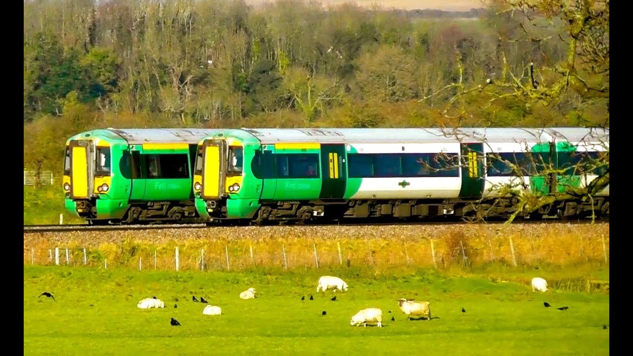 Southern Class 377s At Arundel On The Arun Valley Line - YouTube