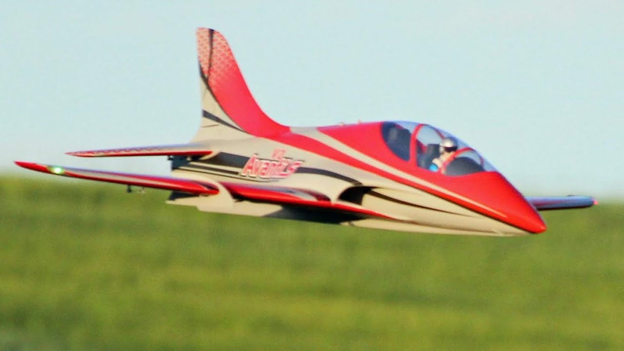 Freewing Avanti S V2 - YouTube