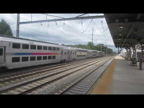 NJ Transit Train #3845 at Hamilton - YouTube