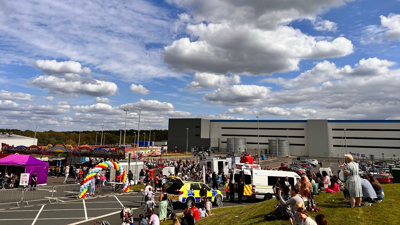 Amazon Mansfiled EMA2 - YouTube