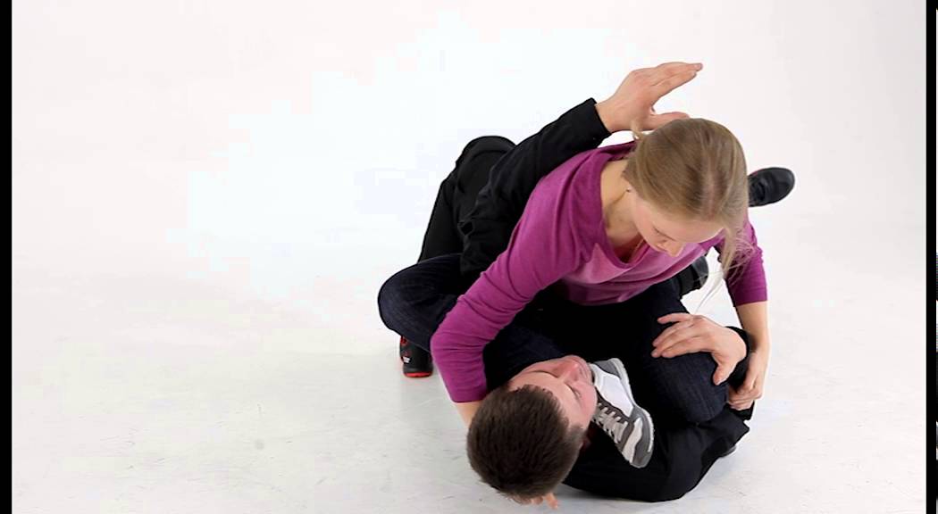 Self Defense Pro - Women Ground Fight - YouTube