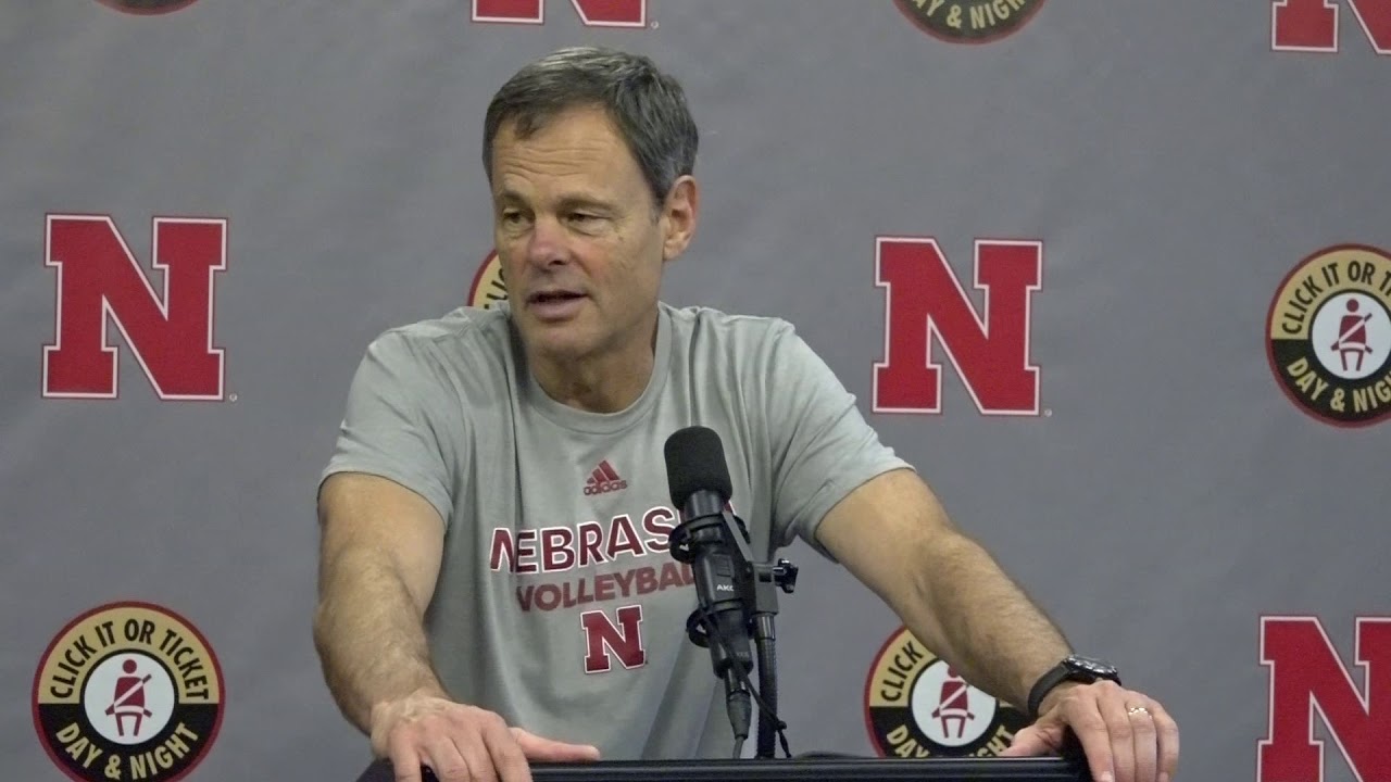 HOL HD: John Cook Monday Press Conference - YouTube