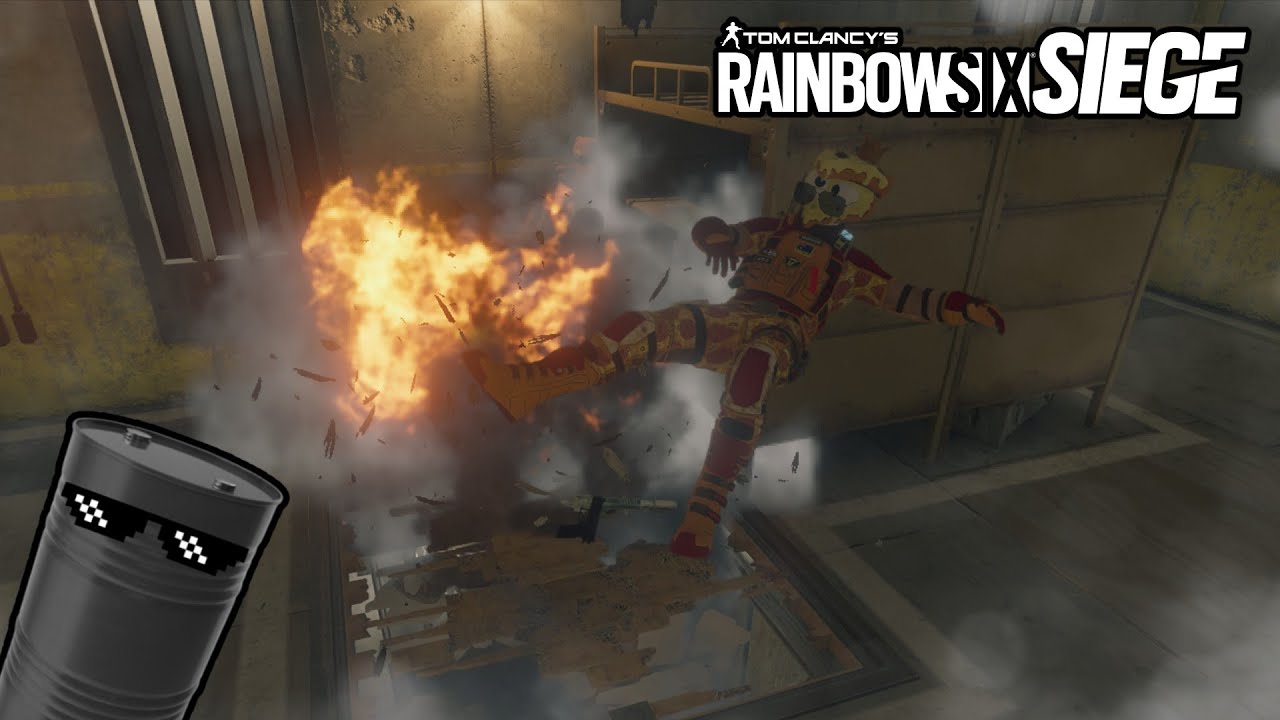 Professionally Throwing in Rainbow Six Siege - YouTube