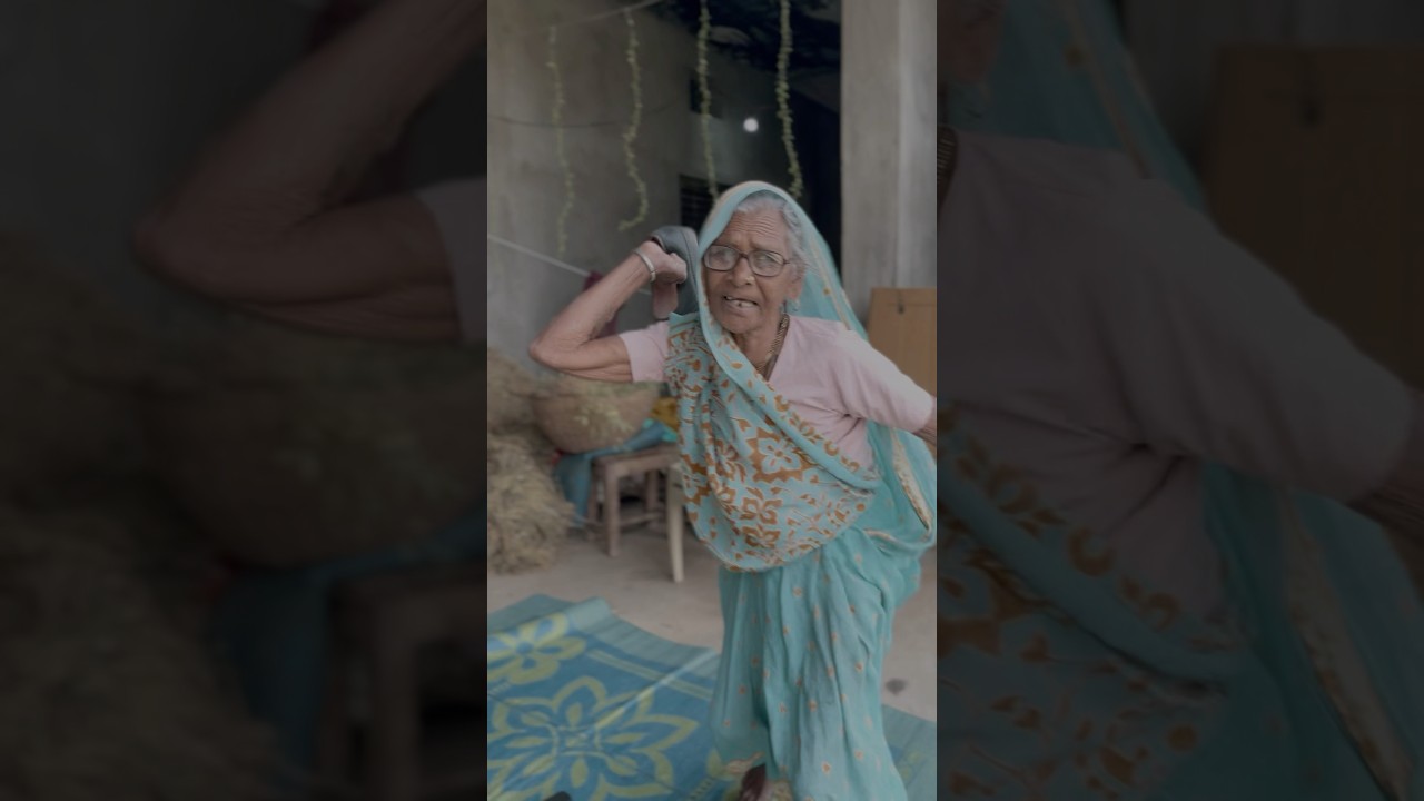 Dadi ke pauaa #funnyvideo #comedyfilms #baghelicomedy - YouTube